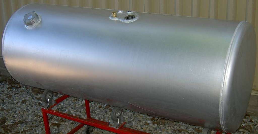 Paccar Parts offers replacement fuel tanks | Trucks, Parts, Service