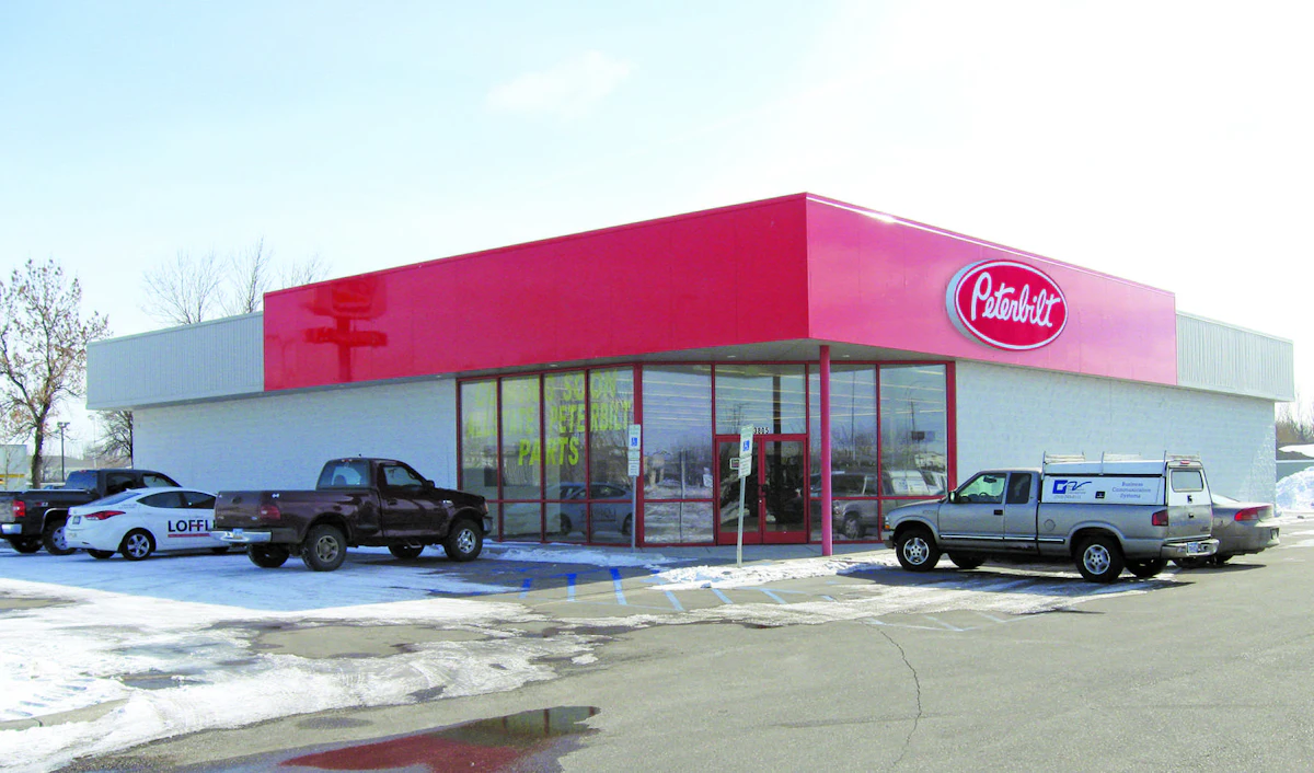 Allstate Peterbilt opens new parts facility | Trucks, Parts, Service