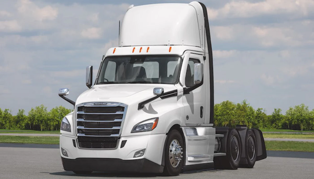 DTNA resumes manufacturing operations at all of its locations | Trucks ...