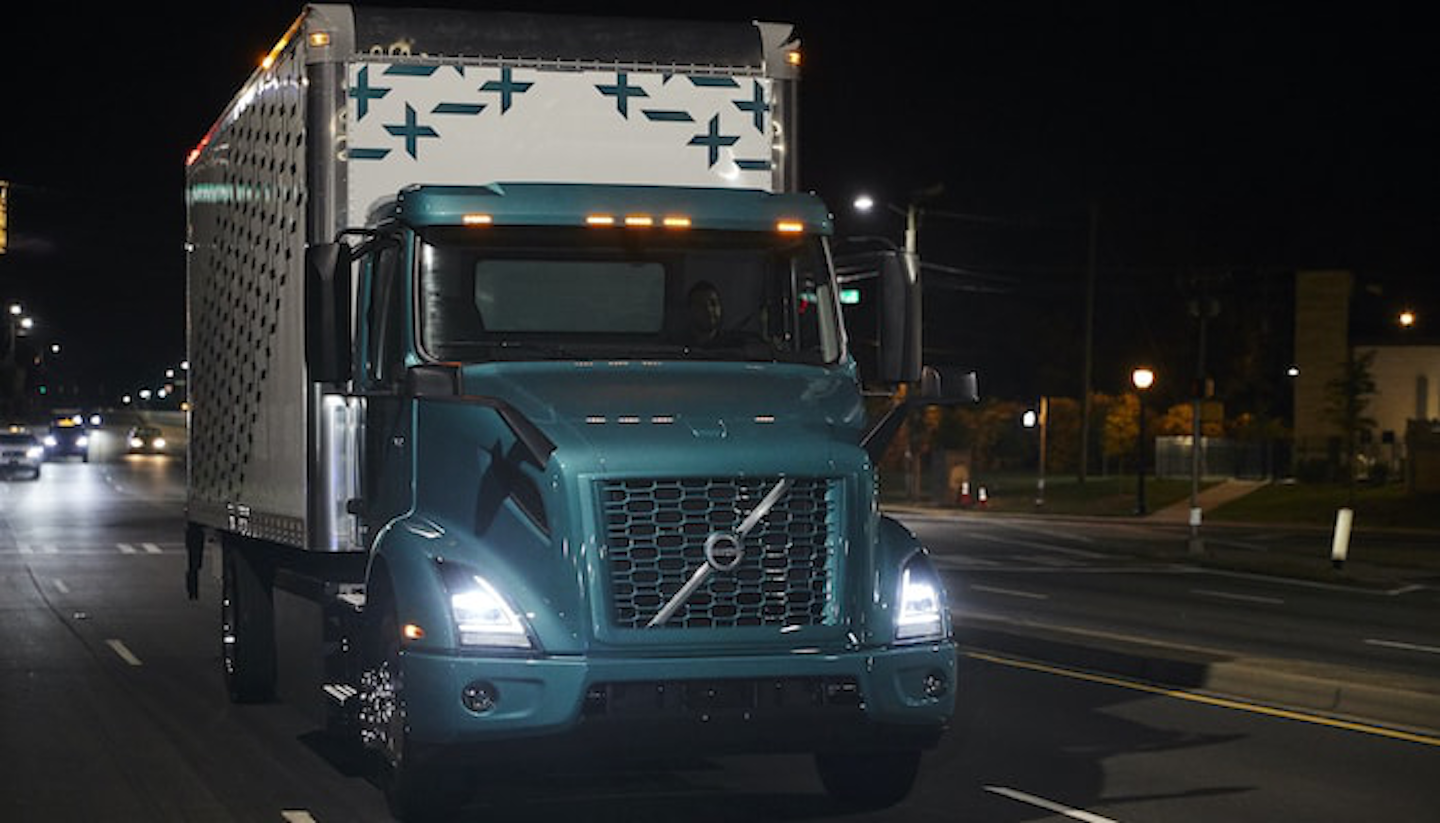 Volvo introduces electric VNR, Gold Contract service offering | Trucks ...