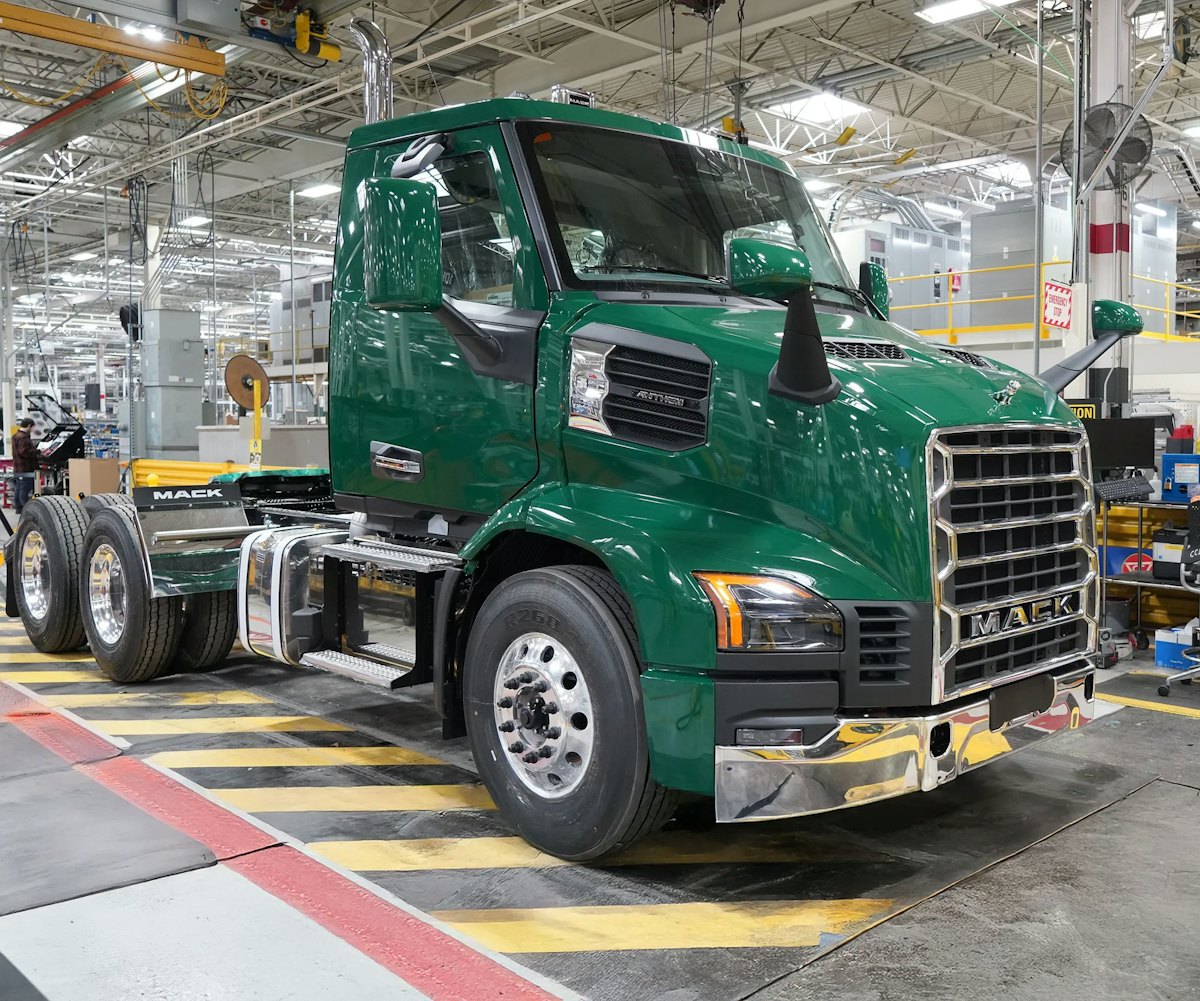 Mack Trucks begins Anthem production at Lehigh Valley facility | Trucks ...